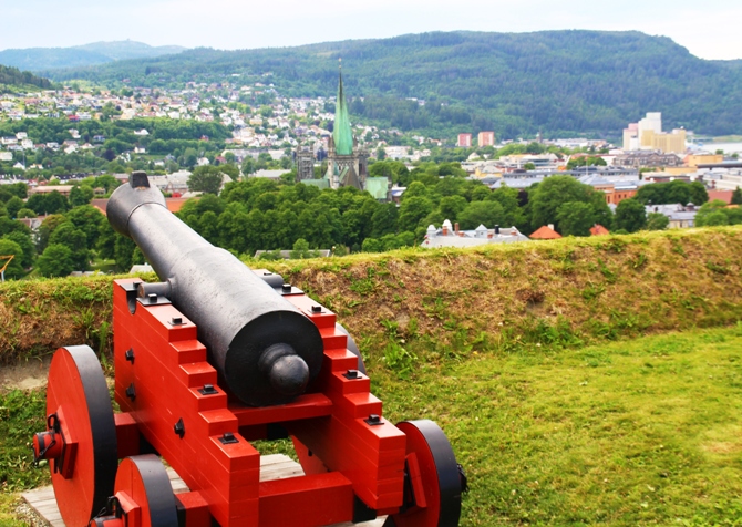 GOING ON ADVENTURES: Trondheim, Norway celebrates royal family