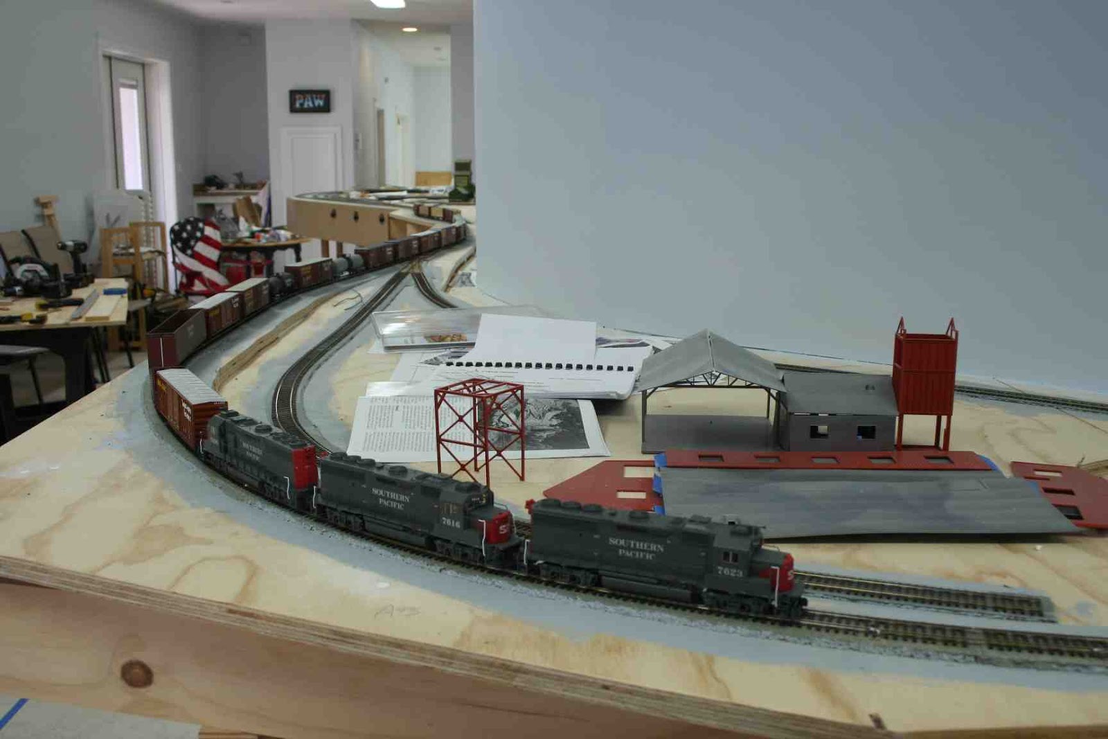 Southern Pacific Cascade Line: THE RAILROAD AT YEAR ONE