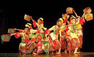 Tarian Daerah di Indonesia beserta Level, Gambar dan Asalnya - ZONA SCM ...