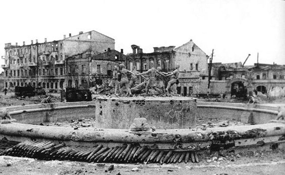 10mm Wargaming: Barmaley Fountain by Pithead Miniatures