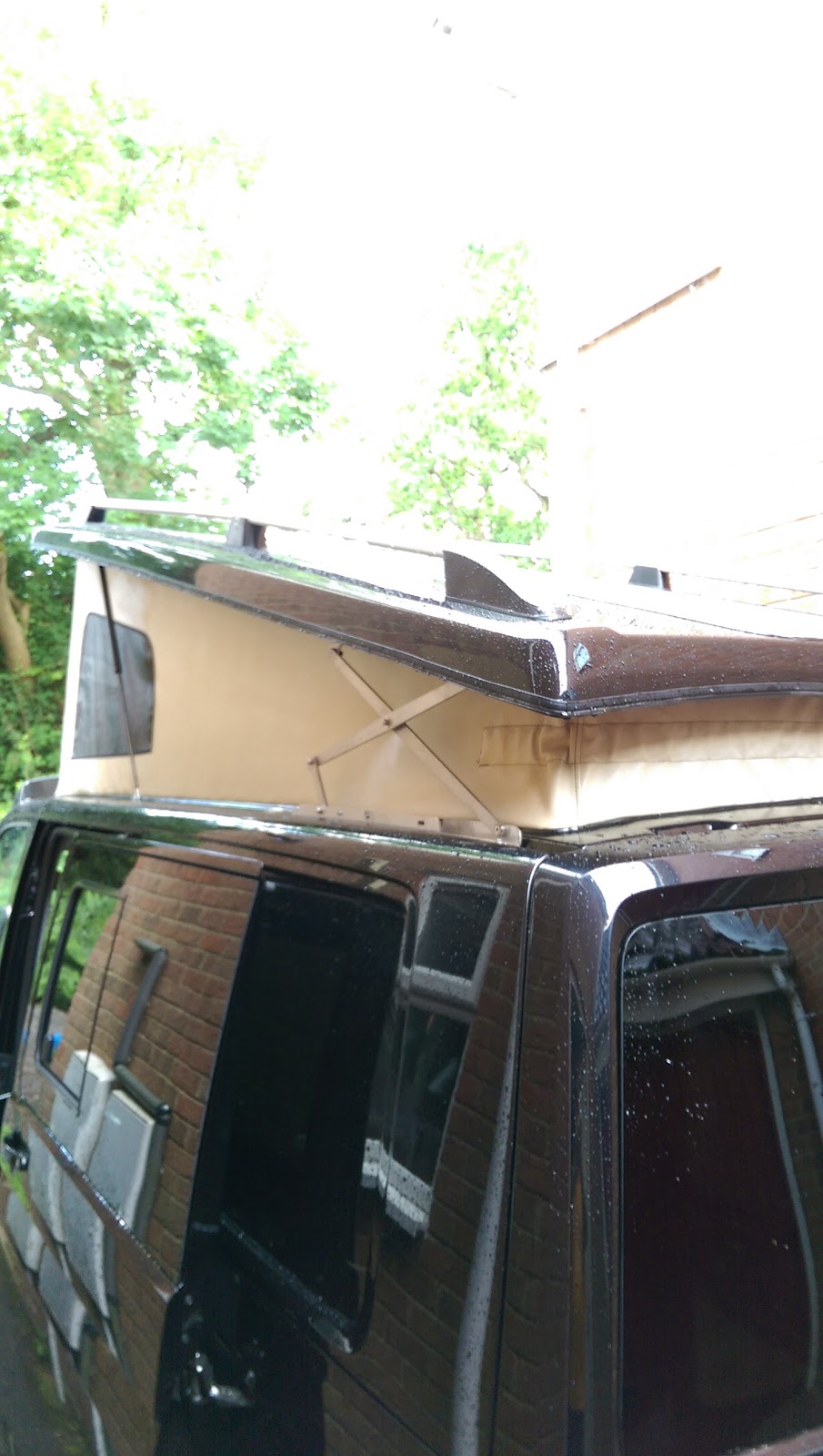 myT6selfbuildVW: Pop Top, Solar Panel and LEDs