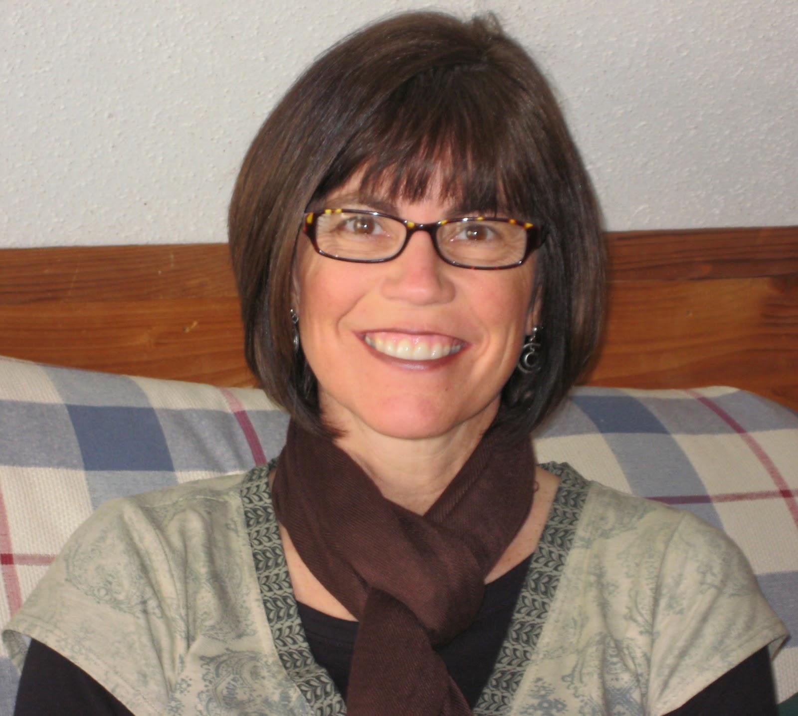 The Noble Wife: Henry Glass Jolly Holiday Party Blog Hop- Day 5!!