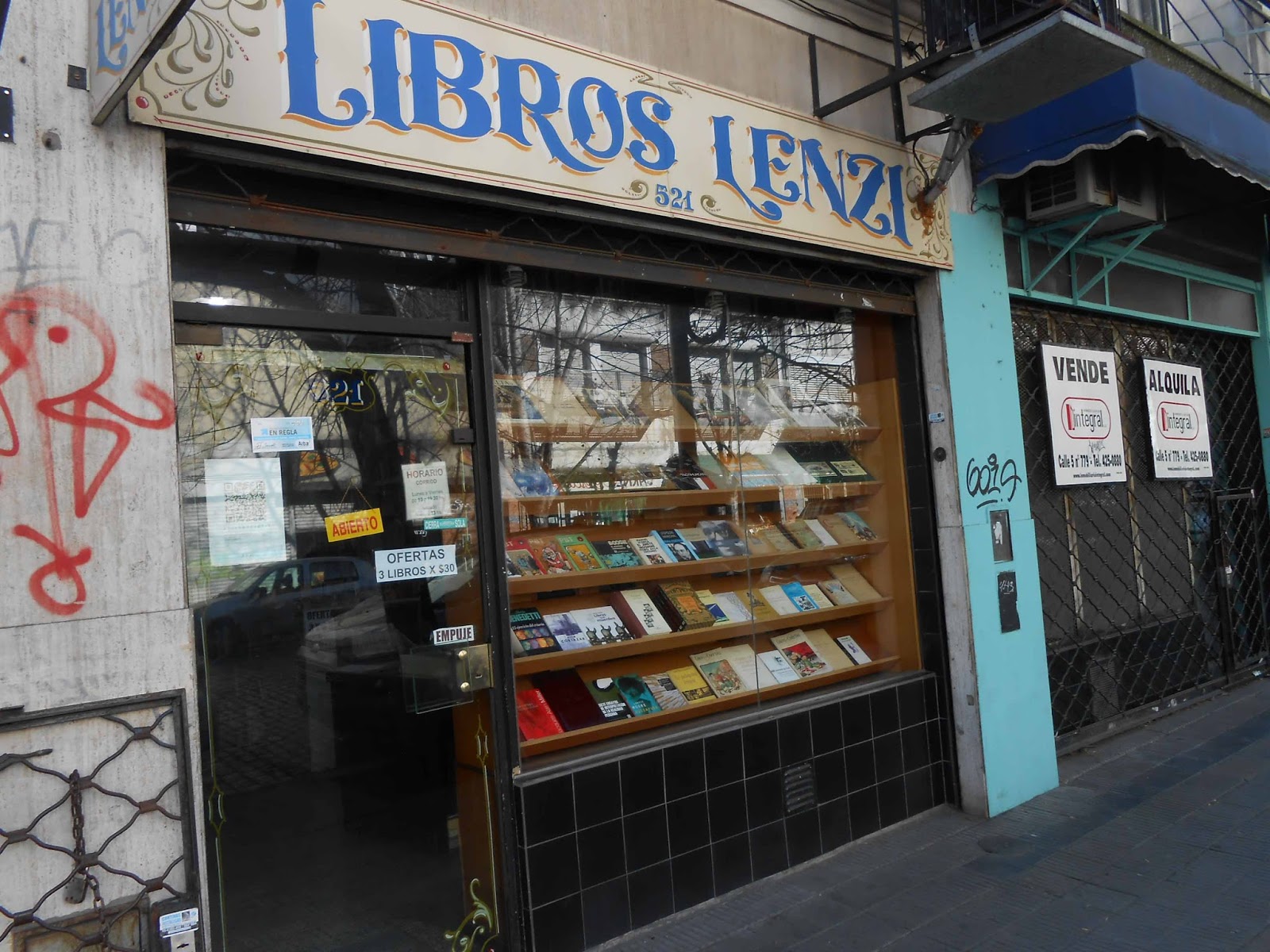 Claves en Diagonal: Un tradicional librero cuenta como nació "Libros Lenzi" una reconocida ...