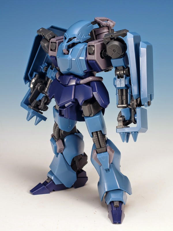 HGUC 1/144 AMX-101E Schuzrum Galluss - Review by Schizophonic9