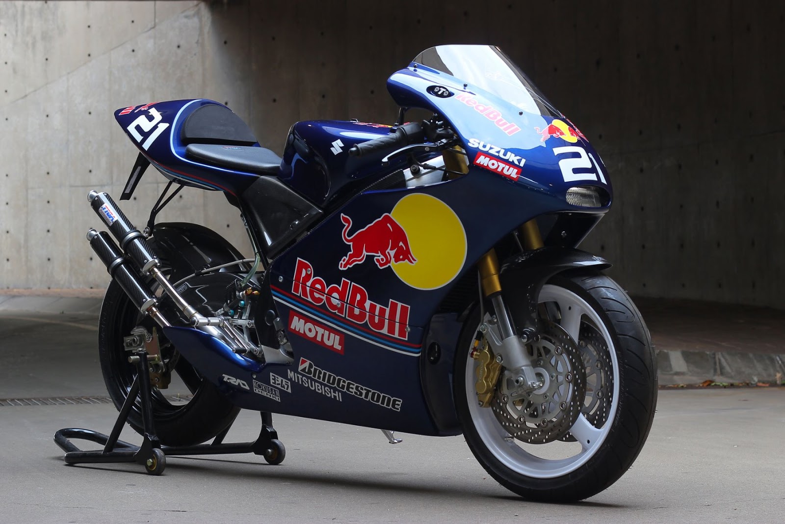 SUZUKI RGV250 VJ22 Red Bull - Jared Miller / TYGA Performance