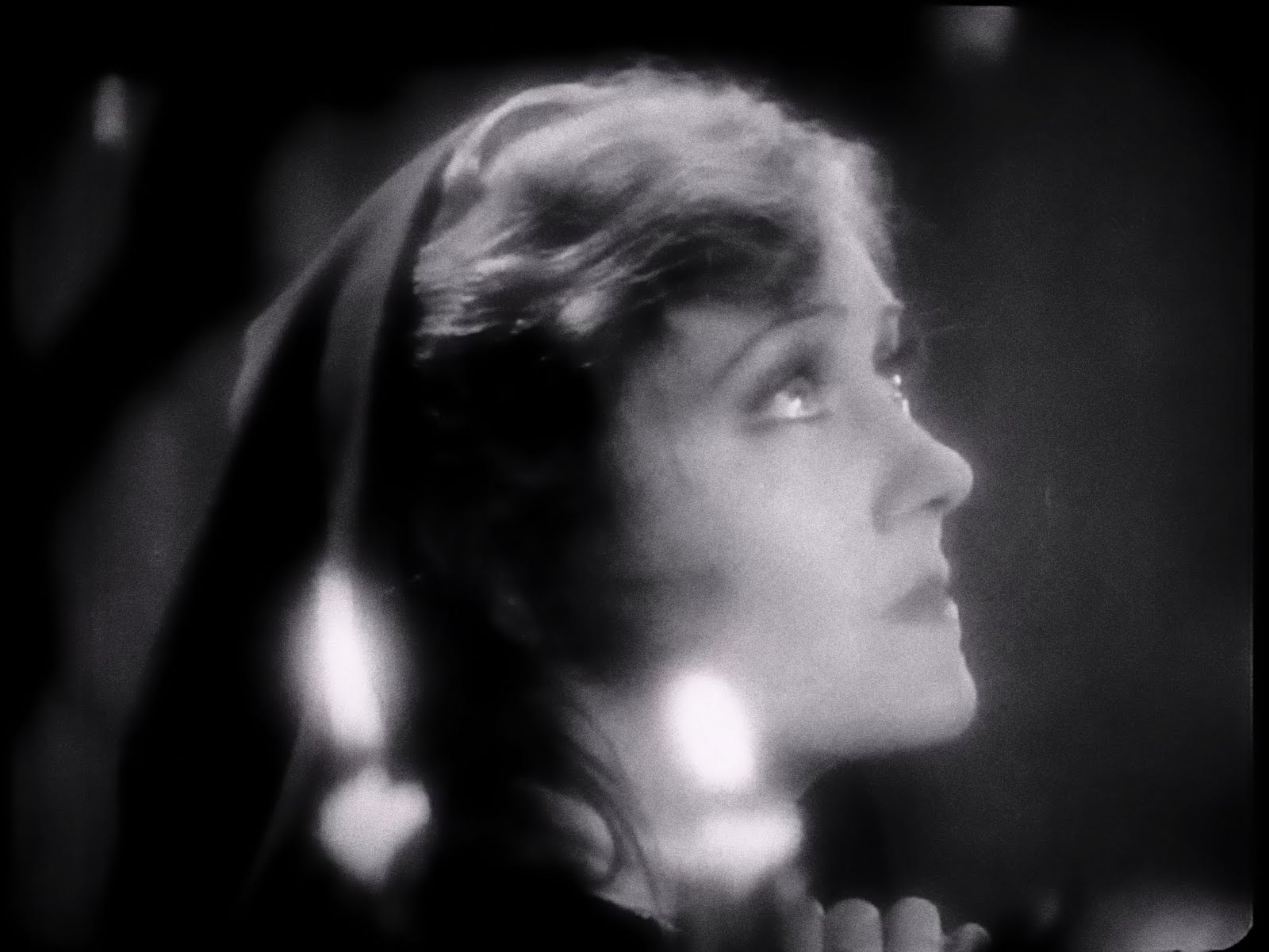 Broken Road: Queen Kelly (1929): Η λυπητερή ιστορία μιας ορφανής ταινίας.