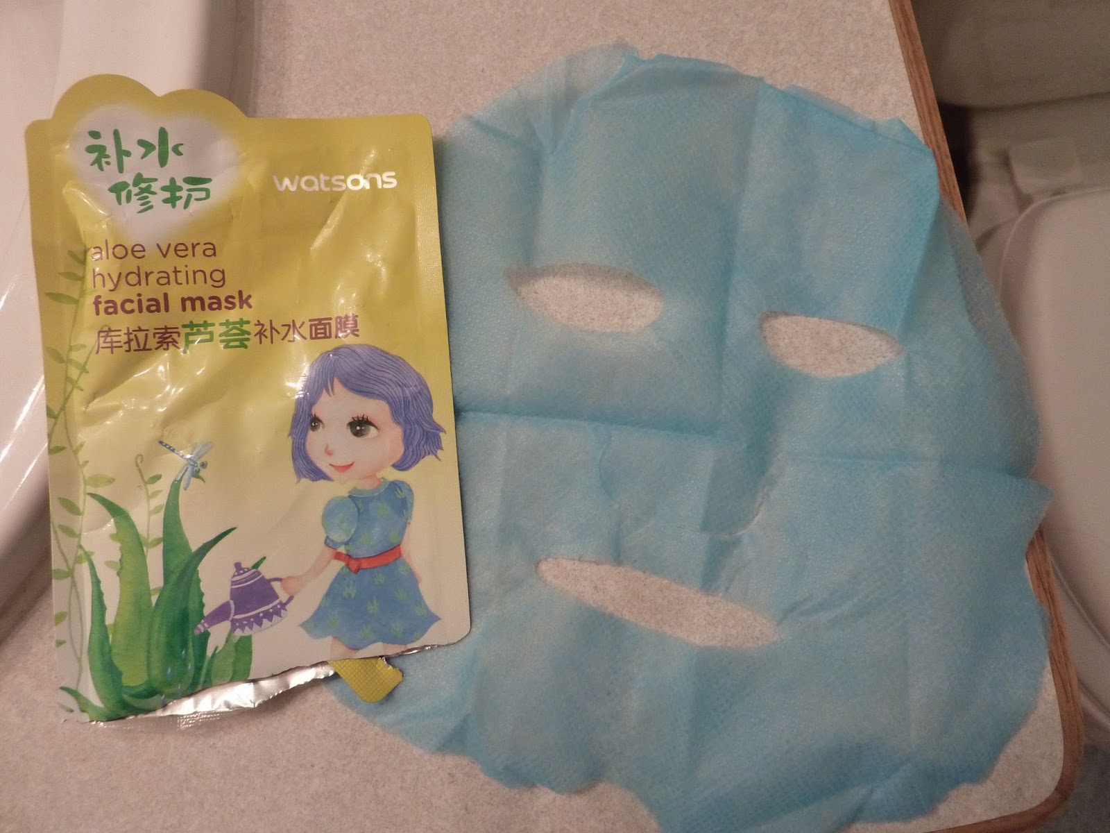 Gizmo & Yoshi: Watson's Aloe Vera Hydrating Facial Mask Review!