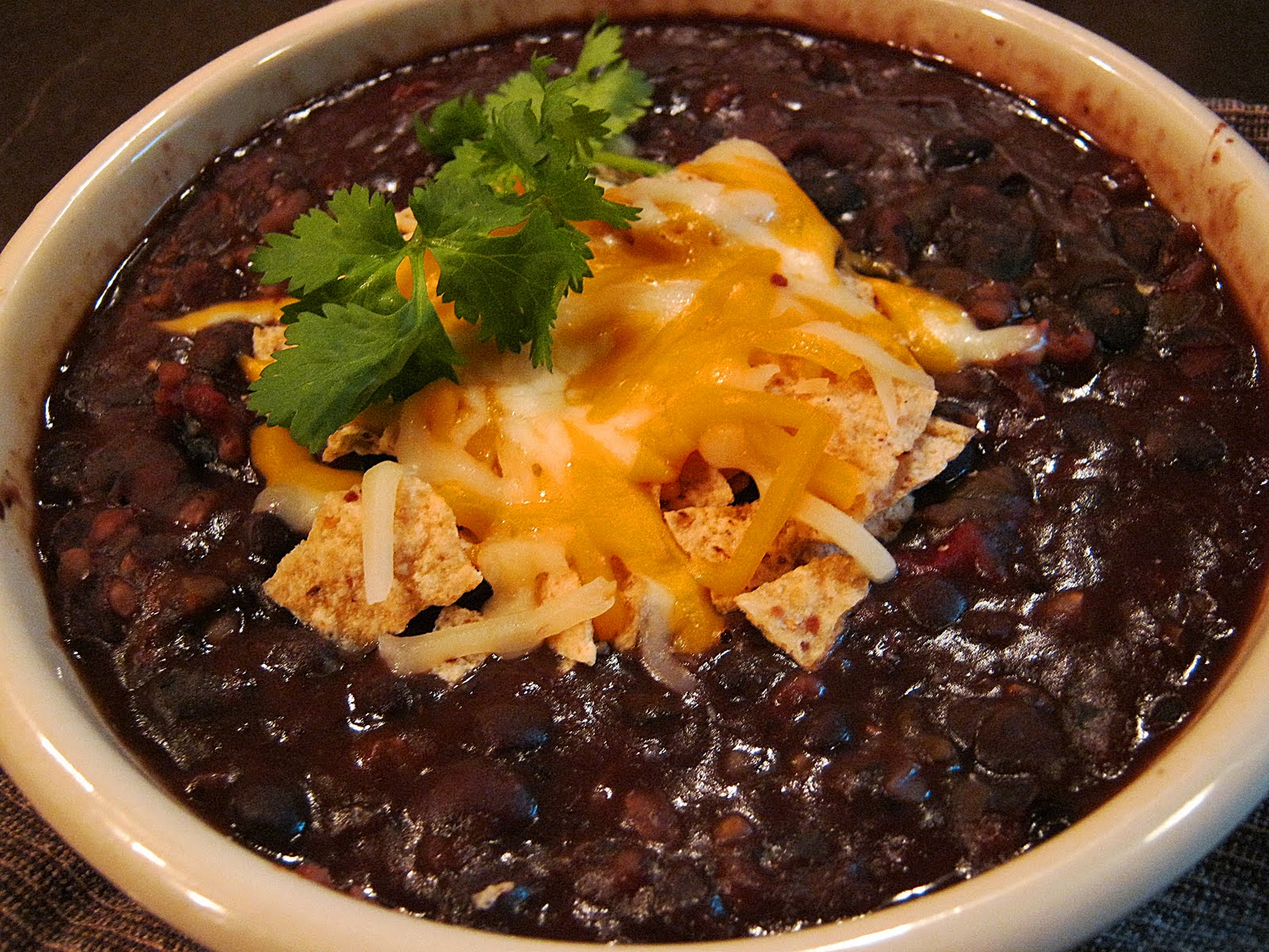 Let the Feasty Begin: Black Bean and Rice Soup