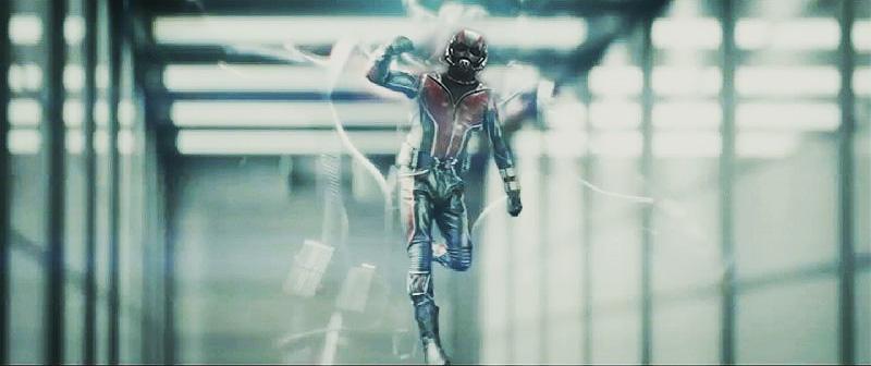 SNEAK PEEK : "Ant-Man" Footage