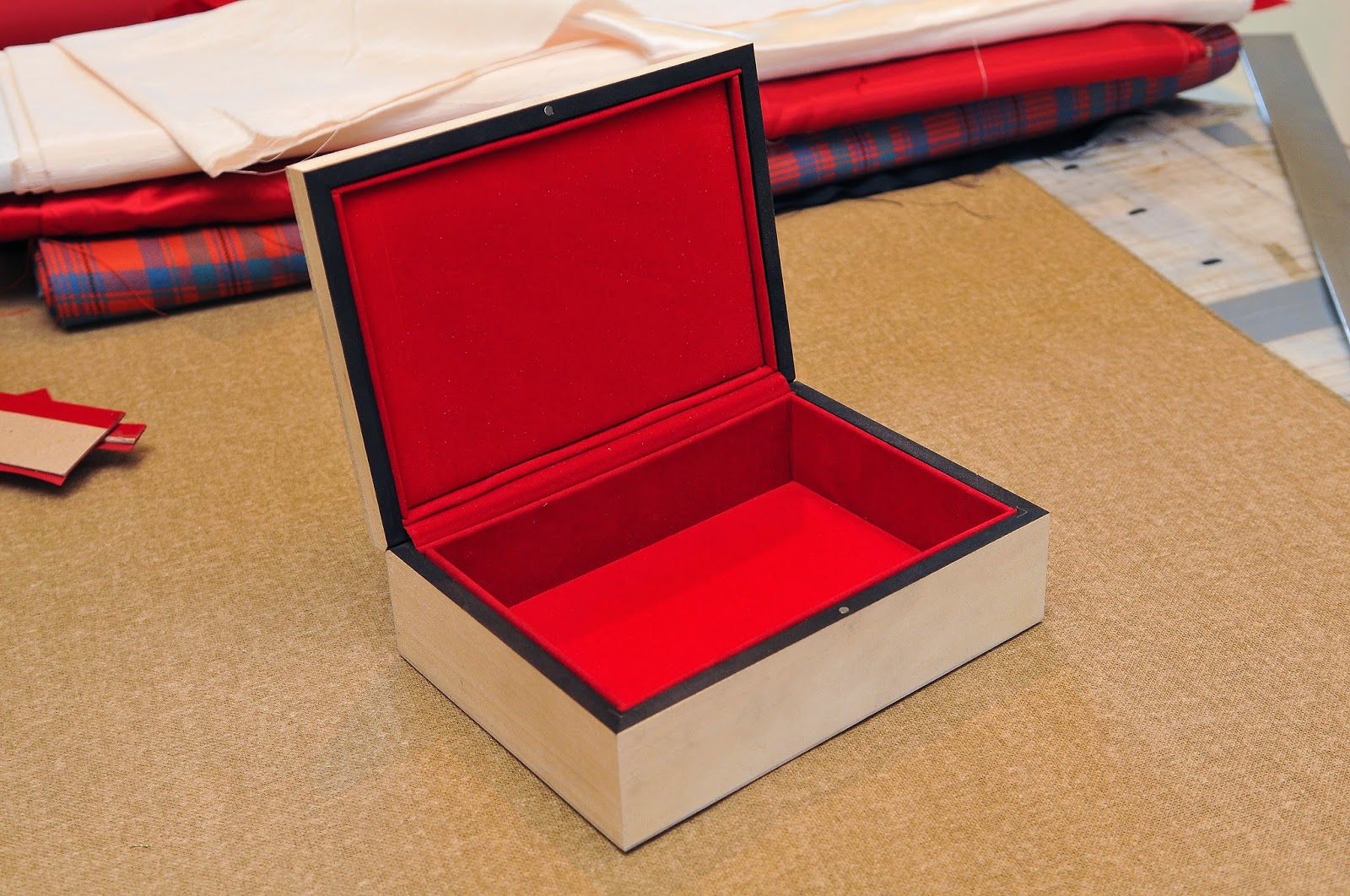 Wood Presentation Boxes: Flock Fabric Linings: Tough, Durable ...