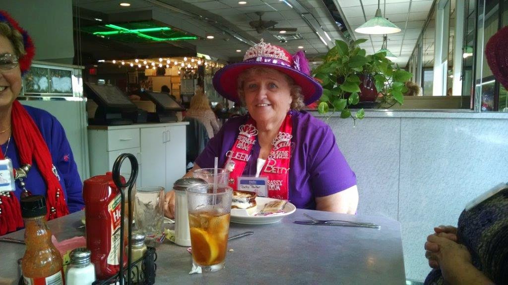 The Ya Ya Divas and Diamond Divas : Red Hat Queen Council's Meeting and ...