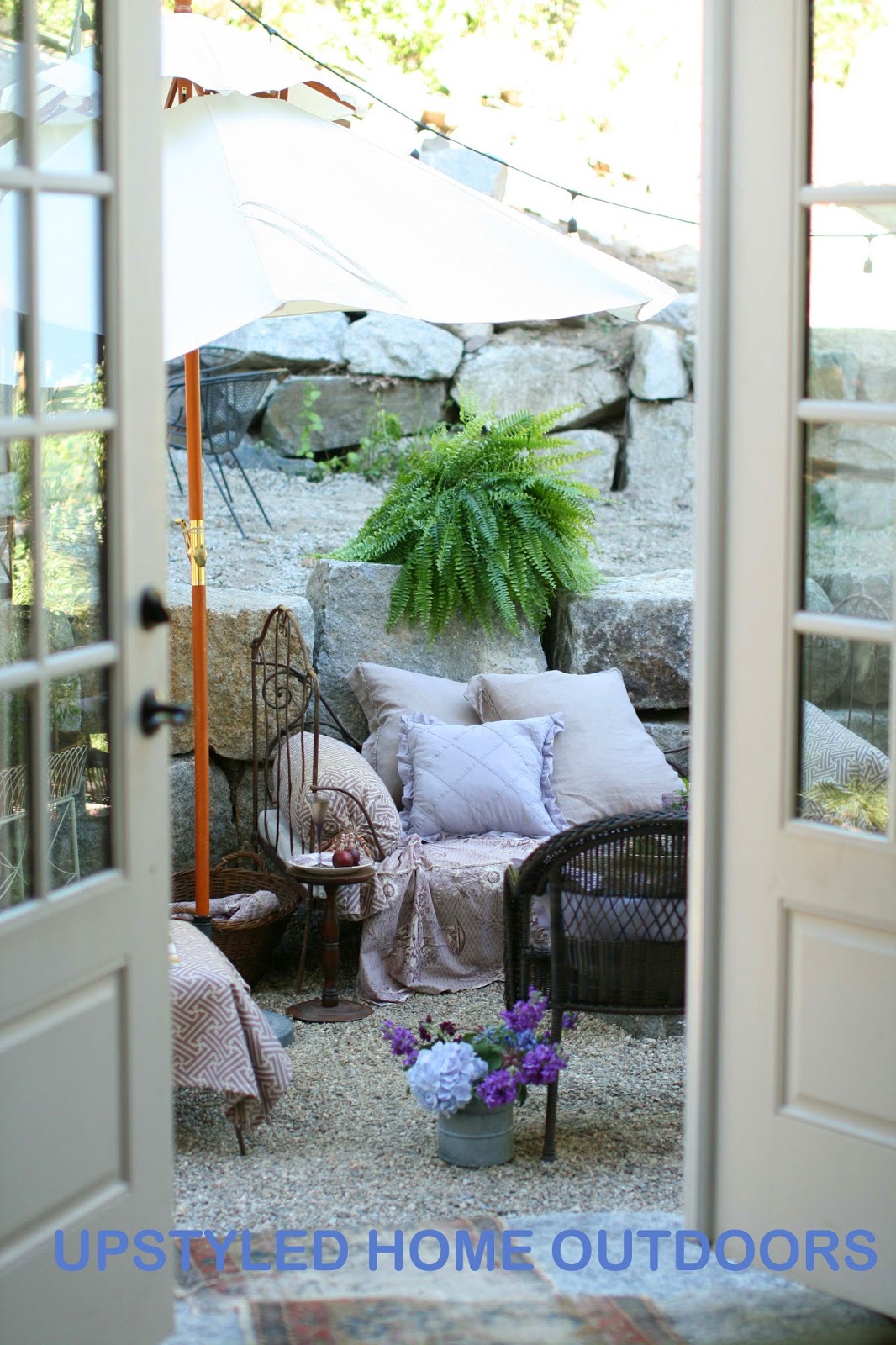 Maison Decor: My ugly backyard turned dream space lands the cover!