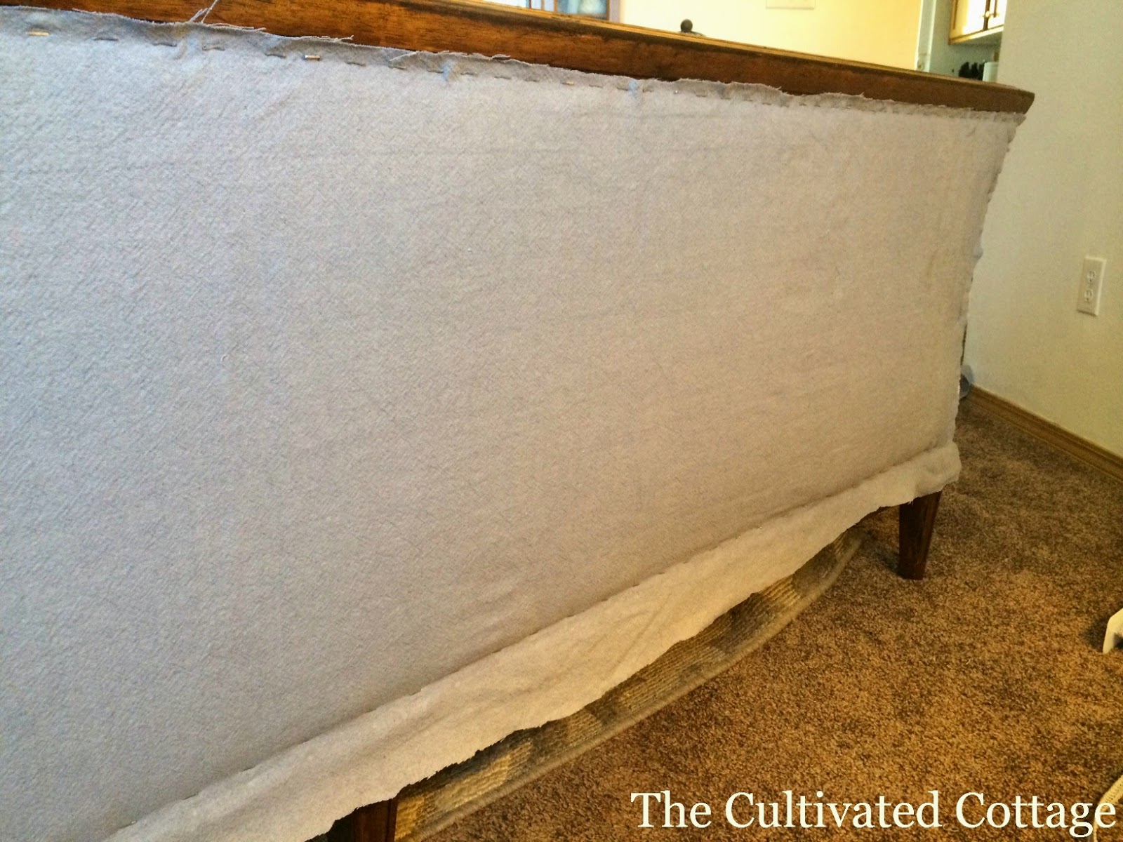 The Cultivated Cottage: Vintage Sofa Revival
