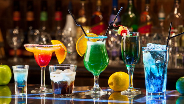 13 Cocktail สุดฮิตของยอดรักนักดื่ม