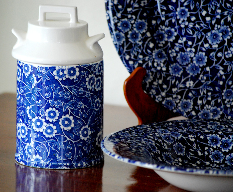 The Copycat Collector: COLLECTION #60: Calico Pottery
