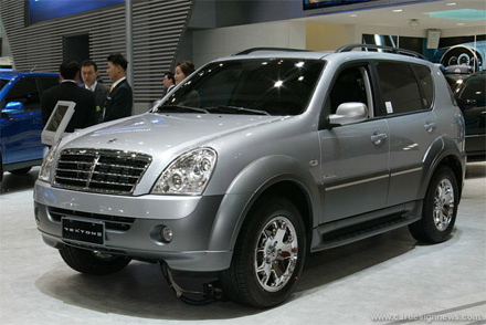 Exotics In India: Mahindra and SsangYong’s Rexton unveiled – AUTO EXPO 2012
