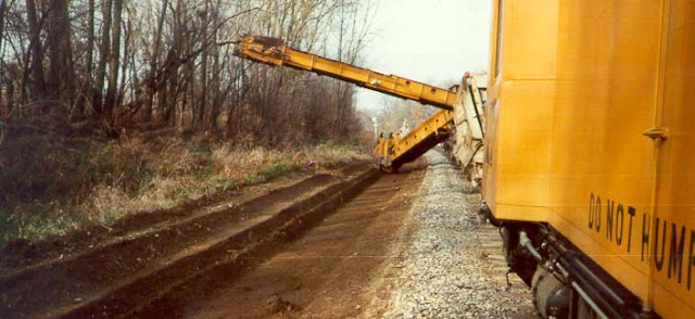Industrial History: MoW: Loram DC-3 (Ditch Cleaner)