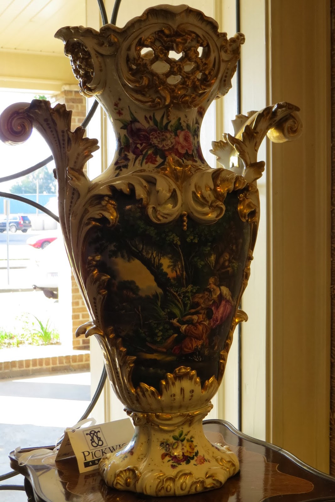 Today's Designs...Yesterday's Treasures: Old Paris Porcelain