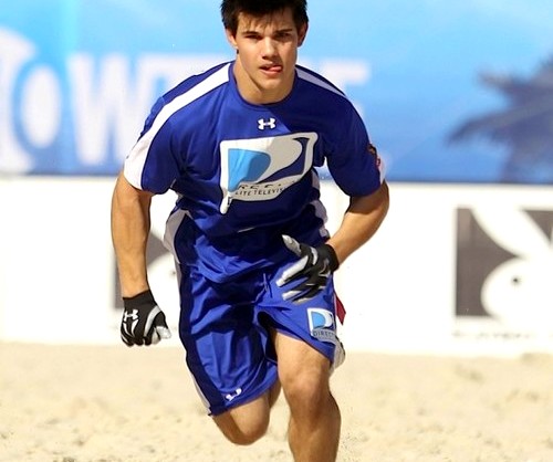 Como Ganhar Massa Muscular Rápido: O Treino e Dieta de Taylor Lautner