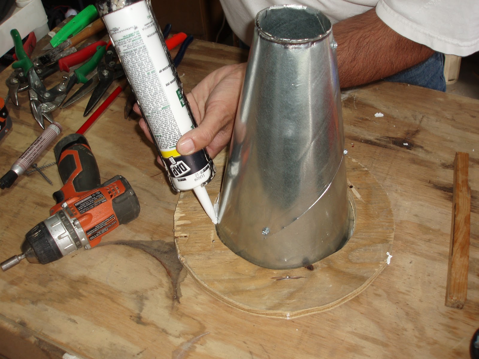 Homemade Conventional Cyclone Bucket Dust Collector/Separator Project DIY