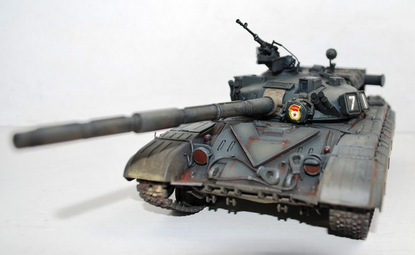 MODELE IRKA: T-64B