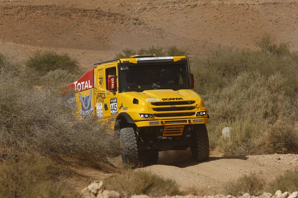 DIECIOCHO RUEDAS: SCANIA TORPEDO QUALISPORT… EL OTRO SCANIA … DEL RALLY ...