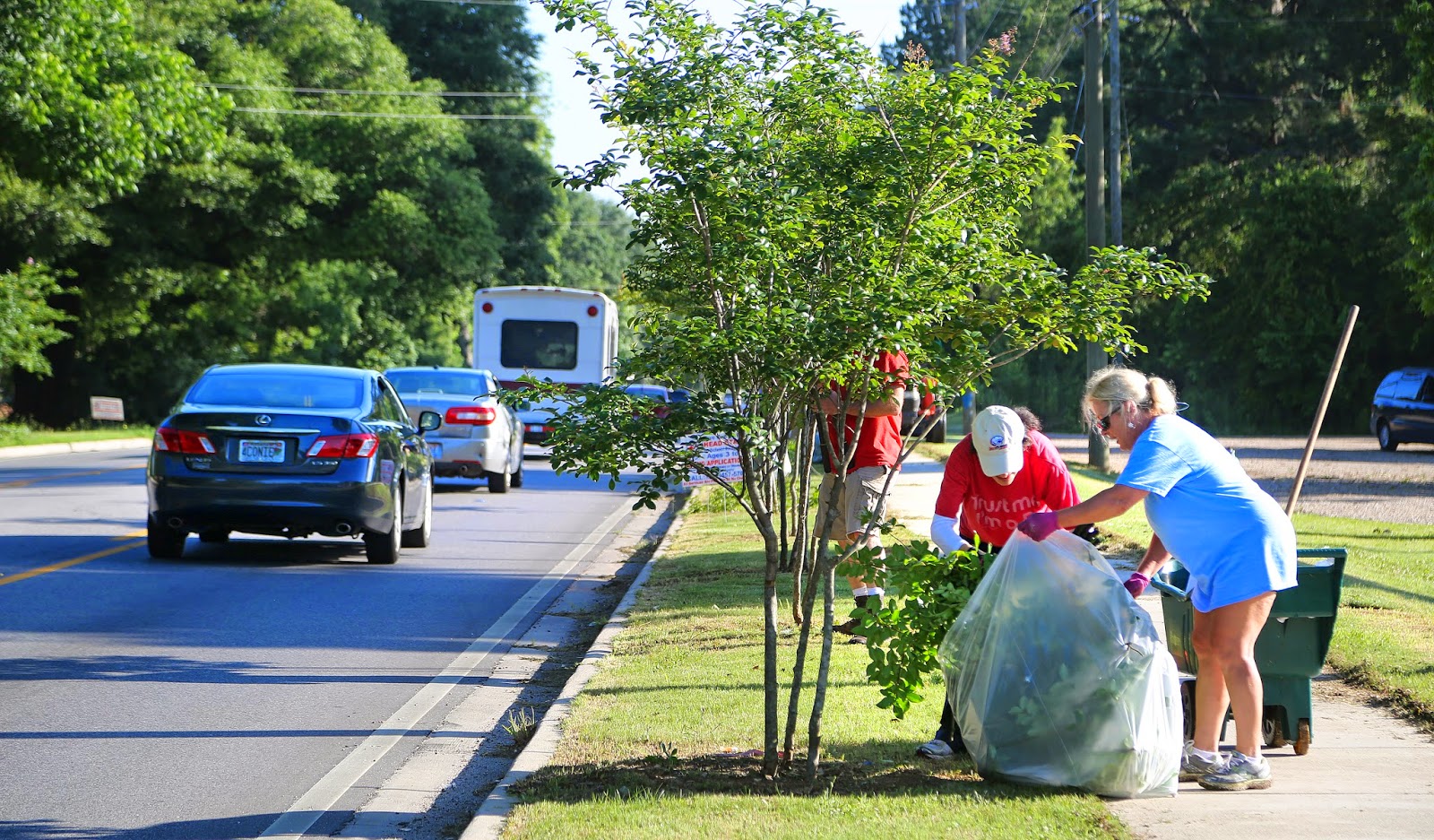 Med School Watercooler: Snapshots: Mobile Street Clean-Up Day