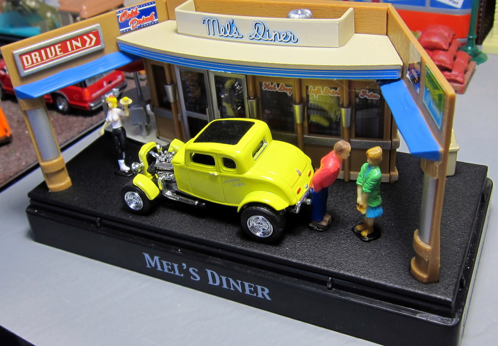 Diorama Fun!: Mels Diner by Motormax
