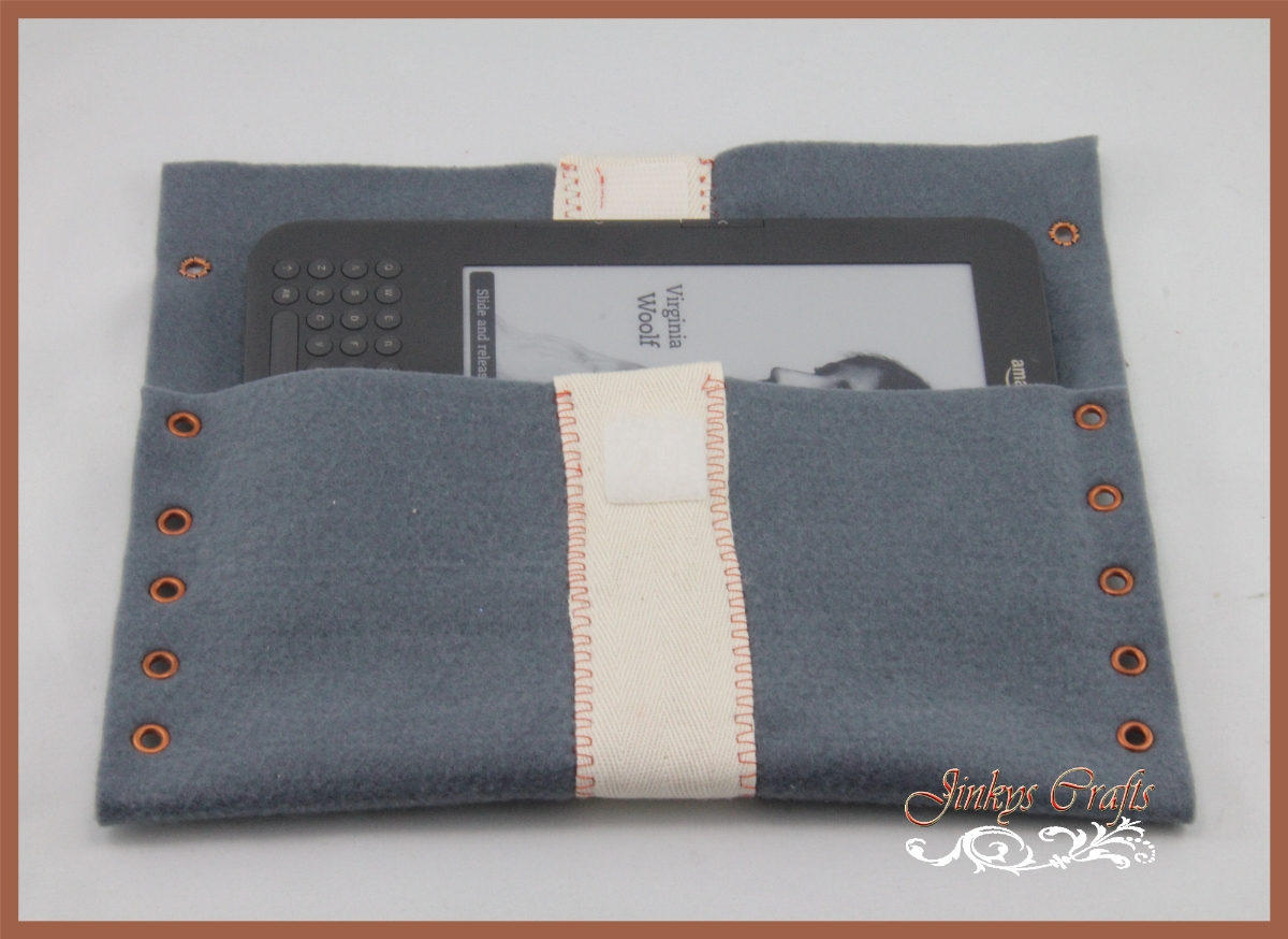 Jinky's Crafts & Designs: Felt Kindle Case - Day 11