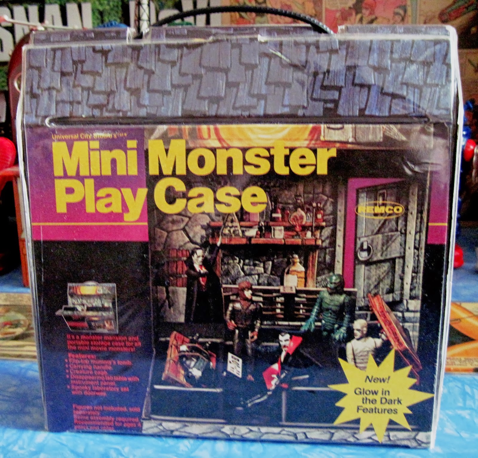 Tracy's Toys (and Some Other Stuff): Remco Mini Monster Play Case