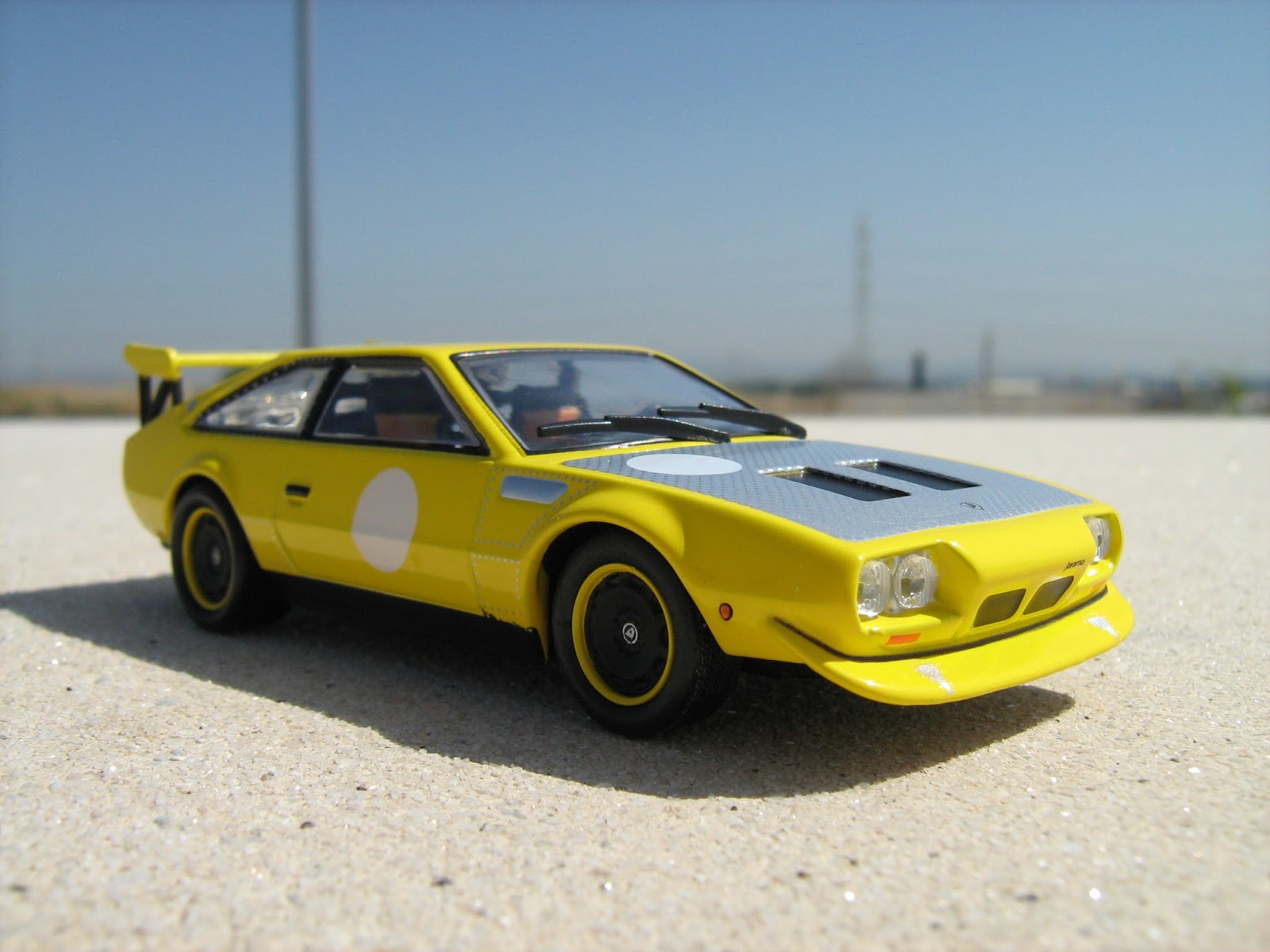 El Garaje Algabeño: Lamborghini Jarama Rally de Leo Models/Hachette