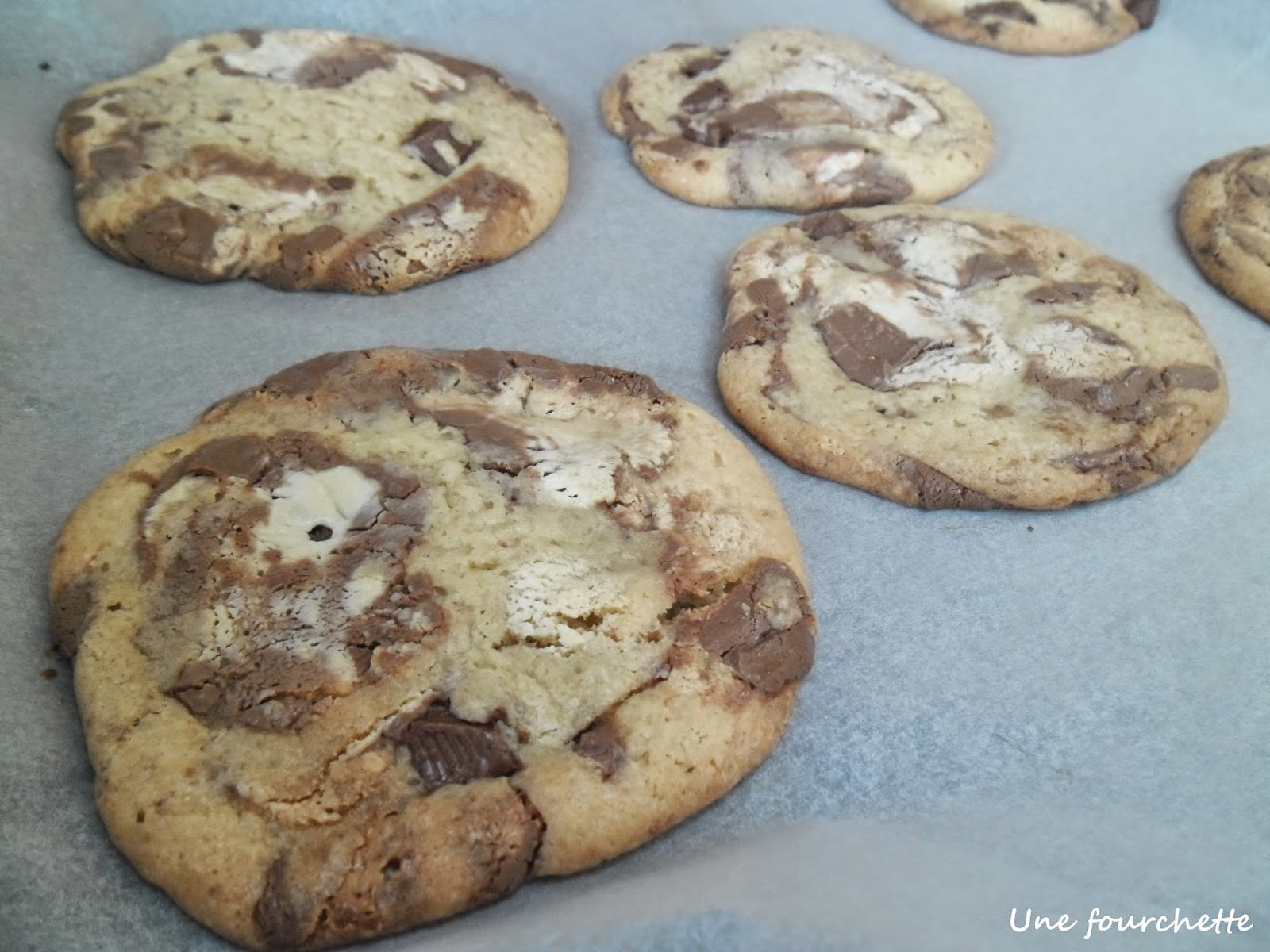 Gros cookies moelleux au Kinder