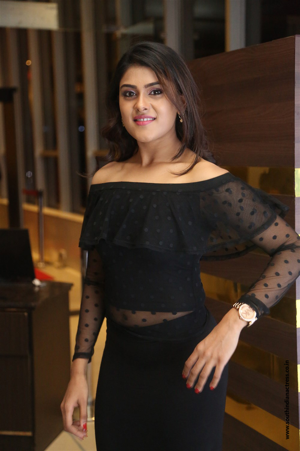 Naira Shah stills at E Ee Movie Premiere Show in Cinemax - South Indian ...