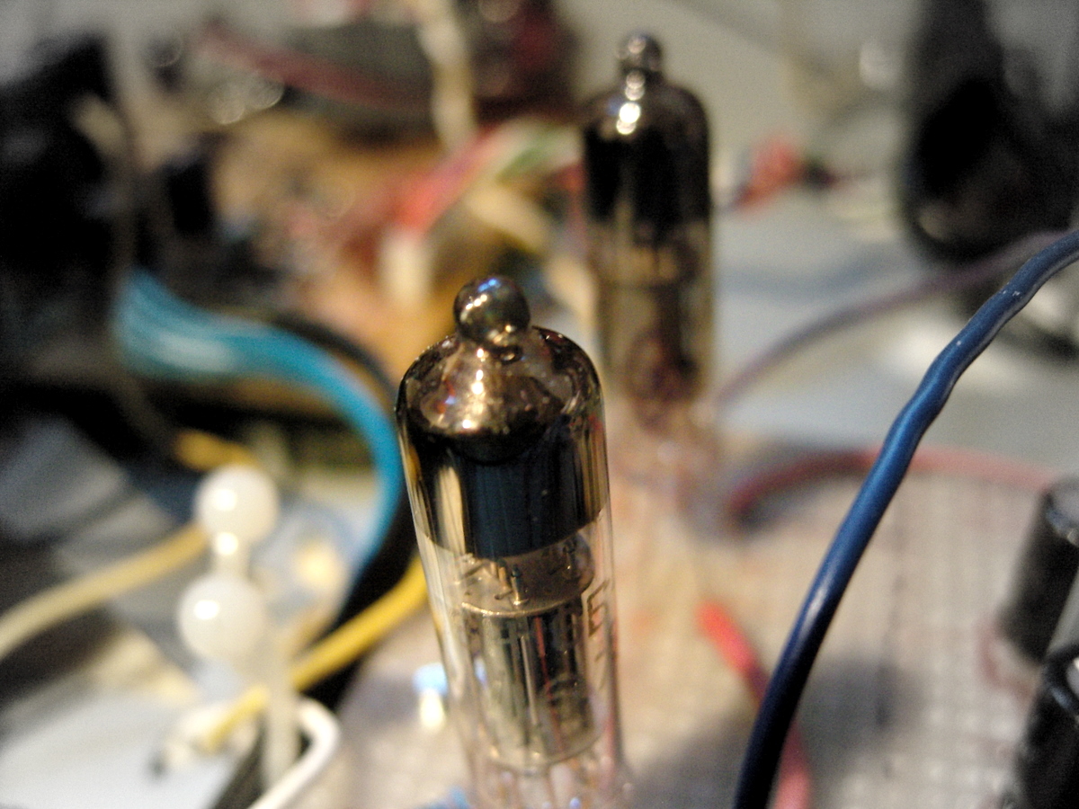 Mao Audiophile Modifications: Philips CD713 -TDA1545 Powered-passive I ...