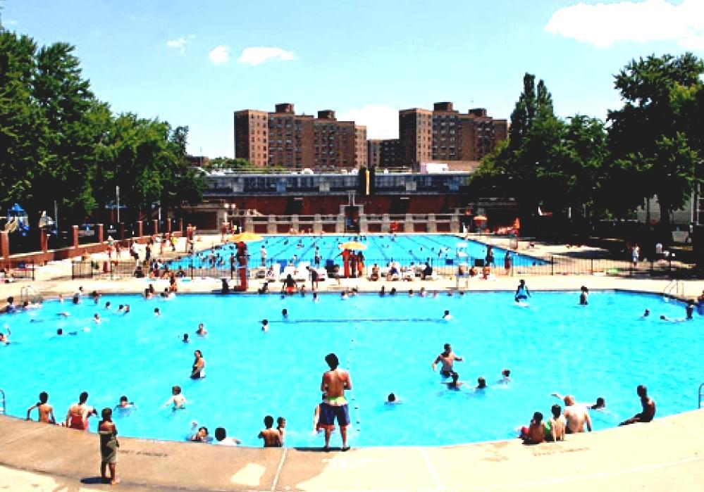 Hamilton Fish Park Pool - Pool Fish