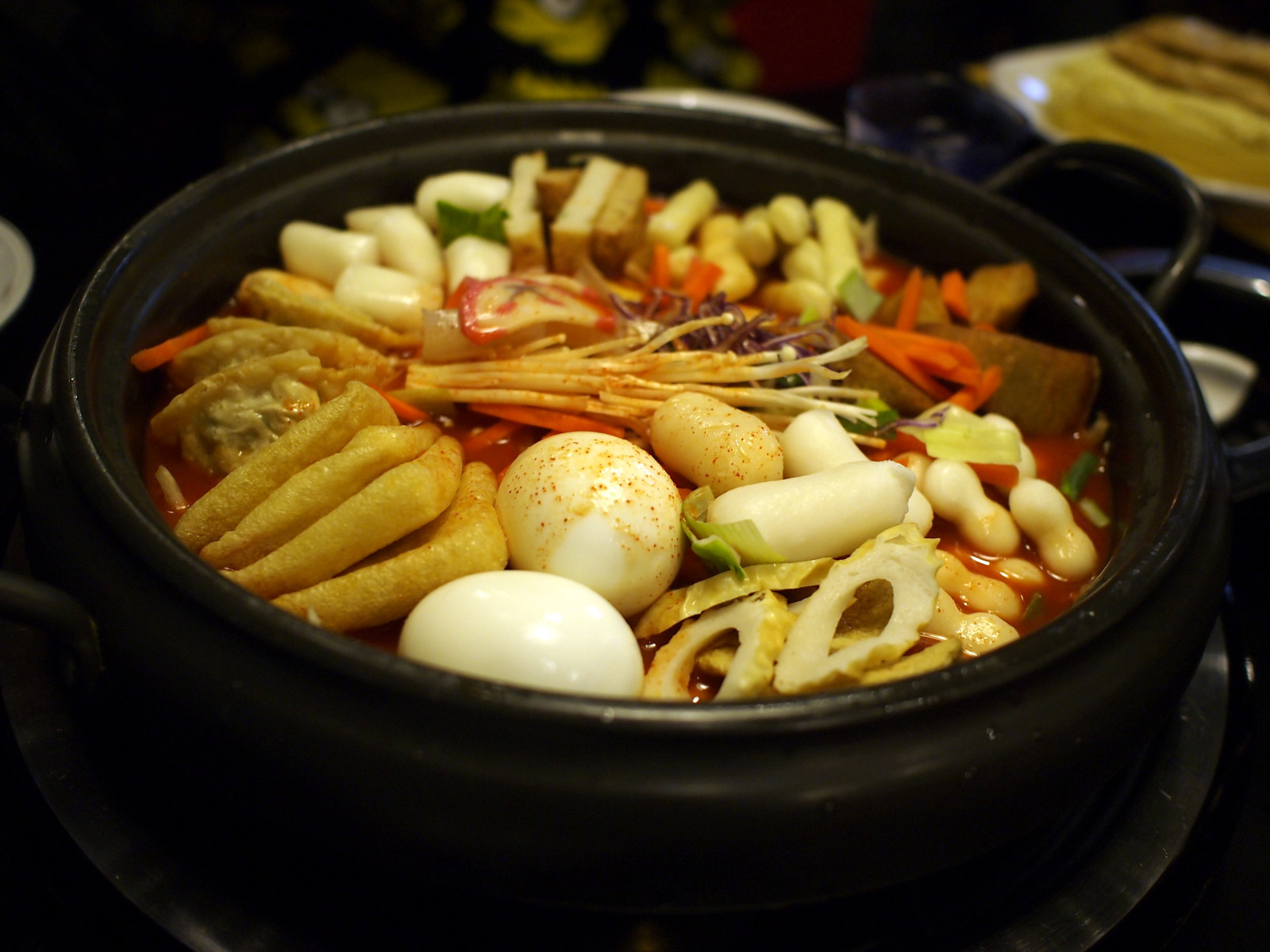 Eats at Hongdae ~ Crazy Dduk 크레이지떡 - Travellerelf