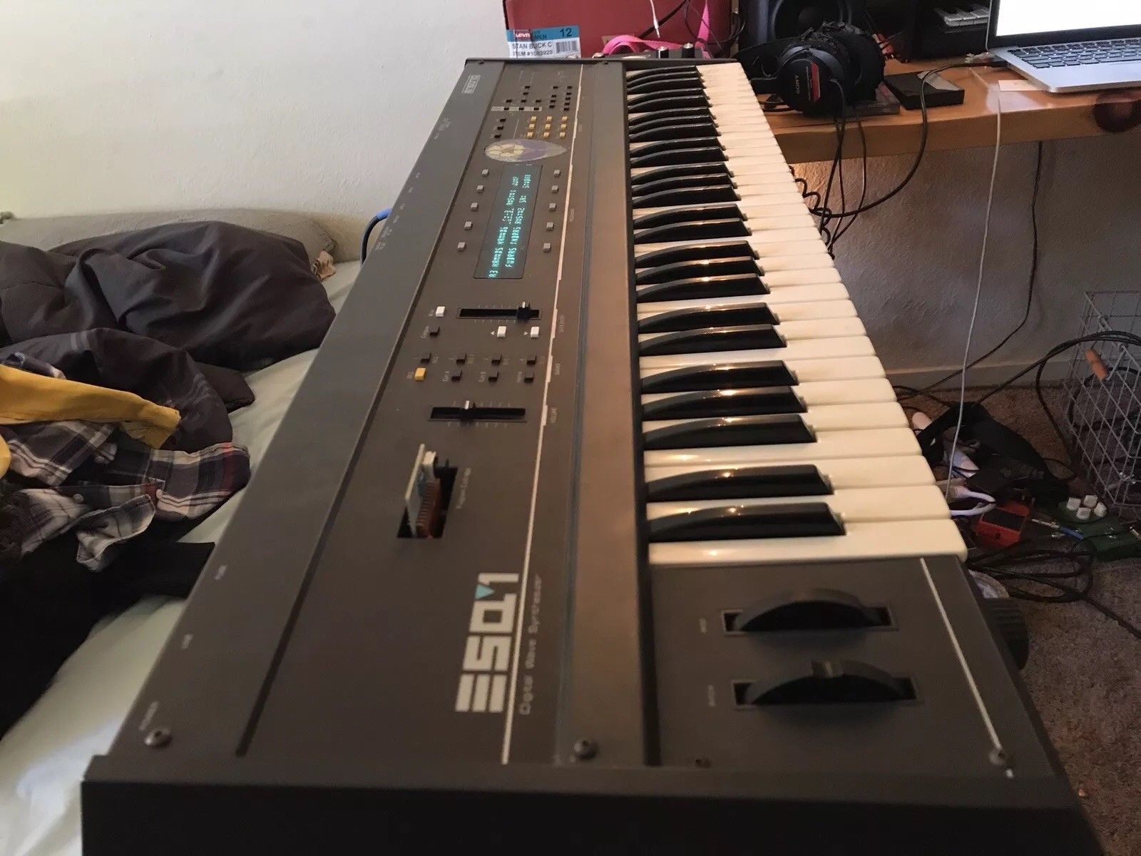 MATRIXSYNTH: Ensoniq ESQ1 Metal Body Synthesizer w/ Carts