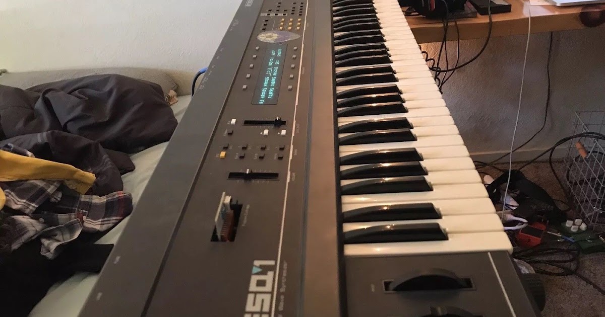 MATRIXSYNTH: Ensoniq ESQ1 Metal Body Synthesizer w/ Carts