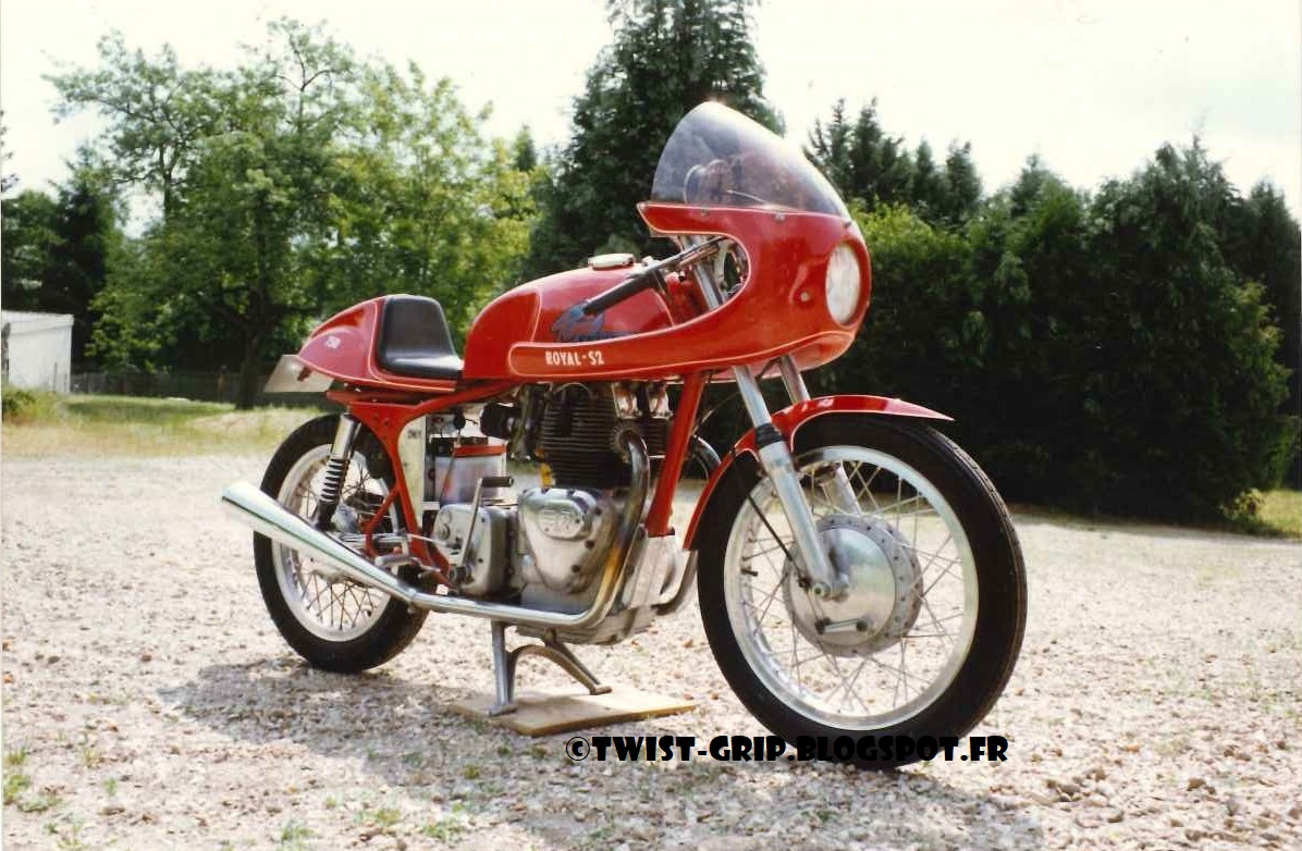 TWIST GRIP: Go Interceptor