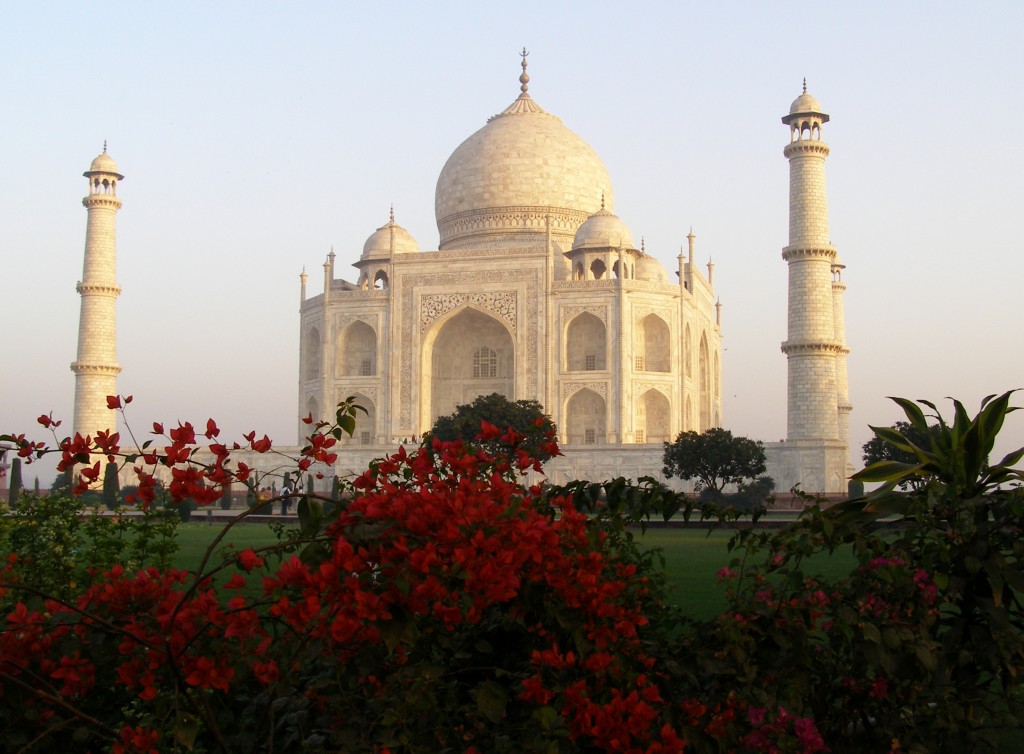 The Taj Mahal is considered to be the greatest architectural ...