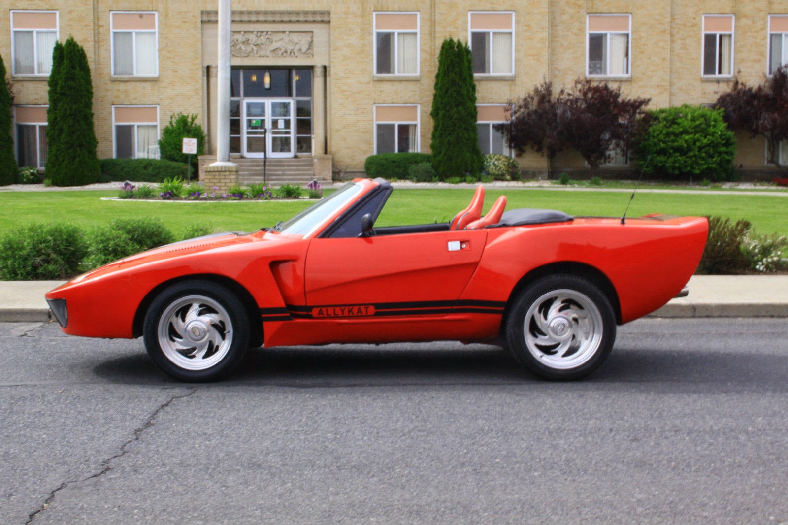 5k: Loony Labor Day: 1980 Triumph TR7 - DailyTurismo