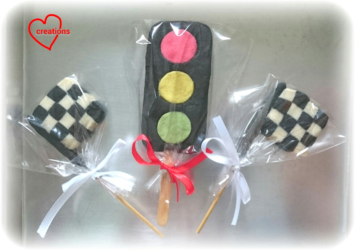Loving Creations for You: Checkered Racing Flag and Traffic Light ...
