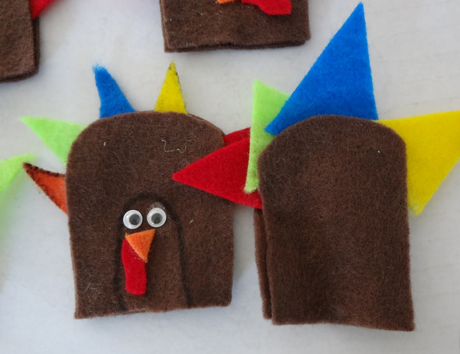 Time for Play: Felt Turkey Finger Puppets