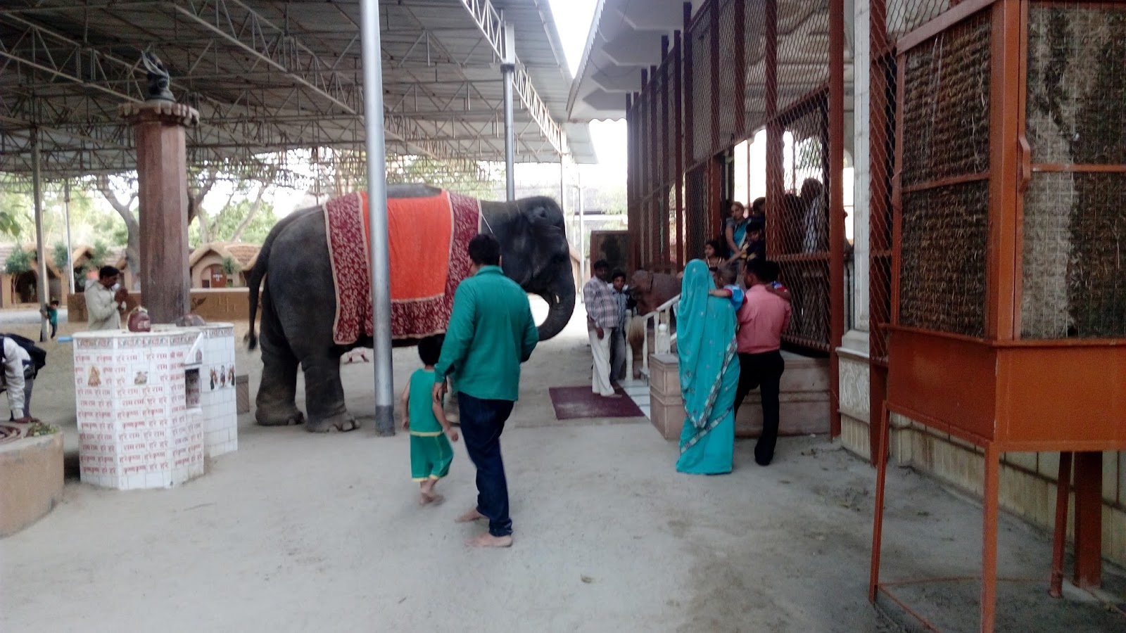 Radhe Krishna Temple-Old Gokul in Raman Reti Gokul Uttar Pradesh India