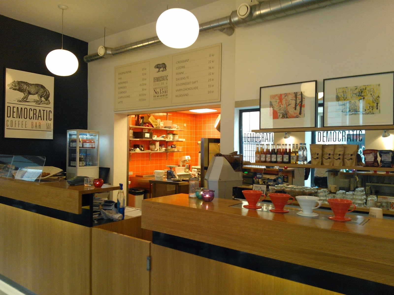 Cowboys & Cappuccinos: Speciality coffee bars in libraries: Oieblikket ...