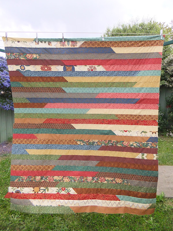 Show and Tell: Quick & Easy Jelly Roll Quilt Tutorial