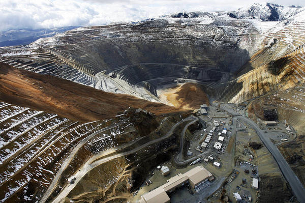 Mining Mayhem: Bingham Canyon Copper Mine Highwall Failure