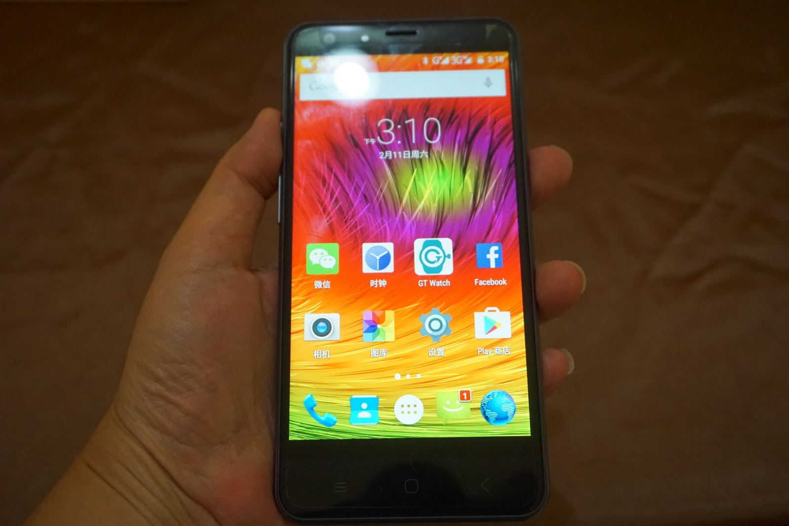 5 Little Angels: GT888 Smartphone by GT Mobile