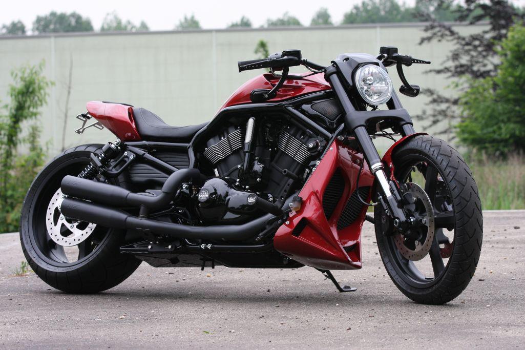 Racing Cafè: Harley V-Rod "RedRod" by Thunderbike