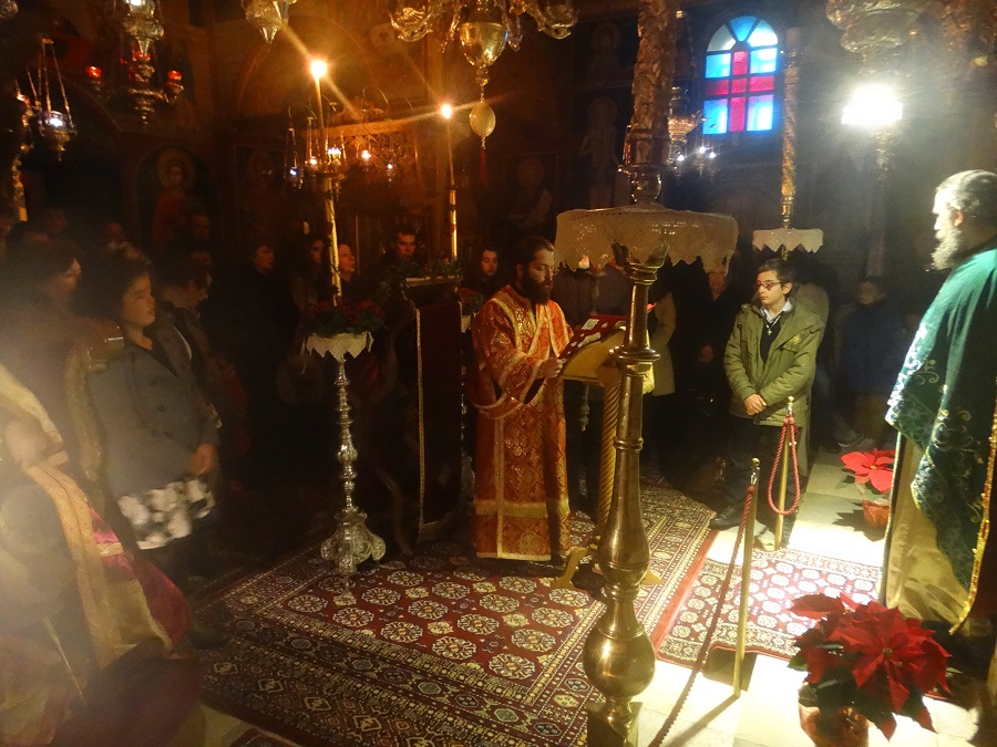 Ιερά Μονή Παναχράντου – Αγίου Παντελεήμονος: Η ΘΕΙΑ ΛΕΙΤΟΥΡΓΙΑ ΤΩΝ ...